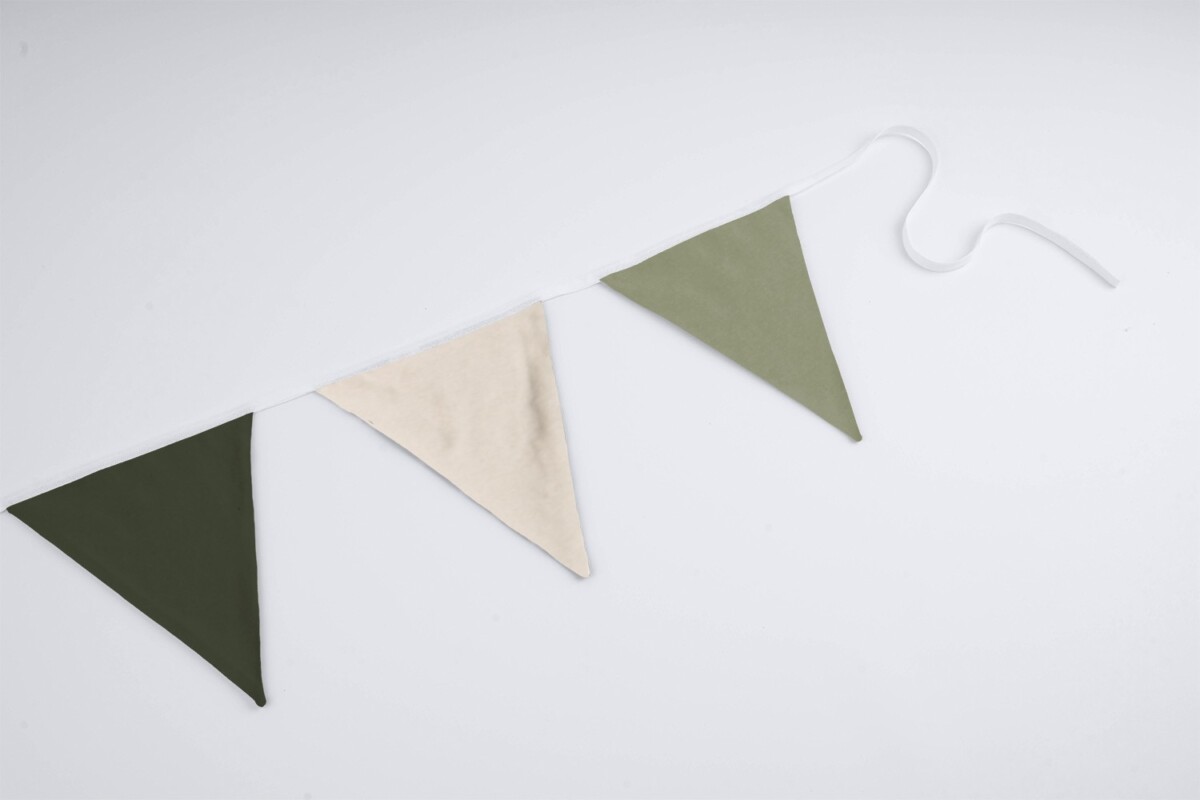 Vlaggenlijn Wandering the forest | Pastel kleur (Groen / Beige) slinger ...