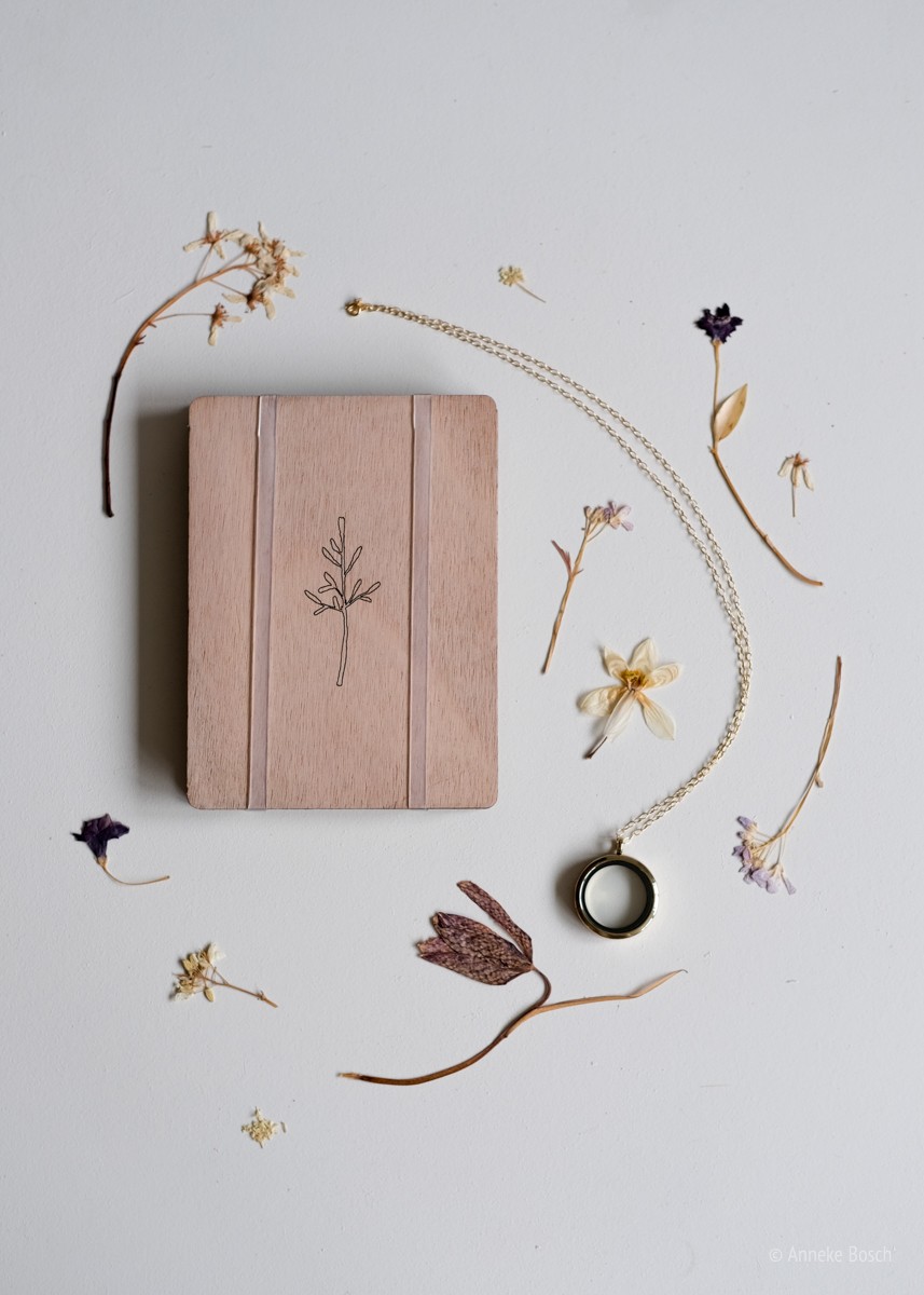 A6 Droog Bloemen Pers DIY Kit met Drijvende Ketting Goud Klein - Swan ...